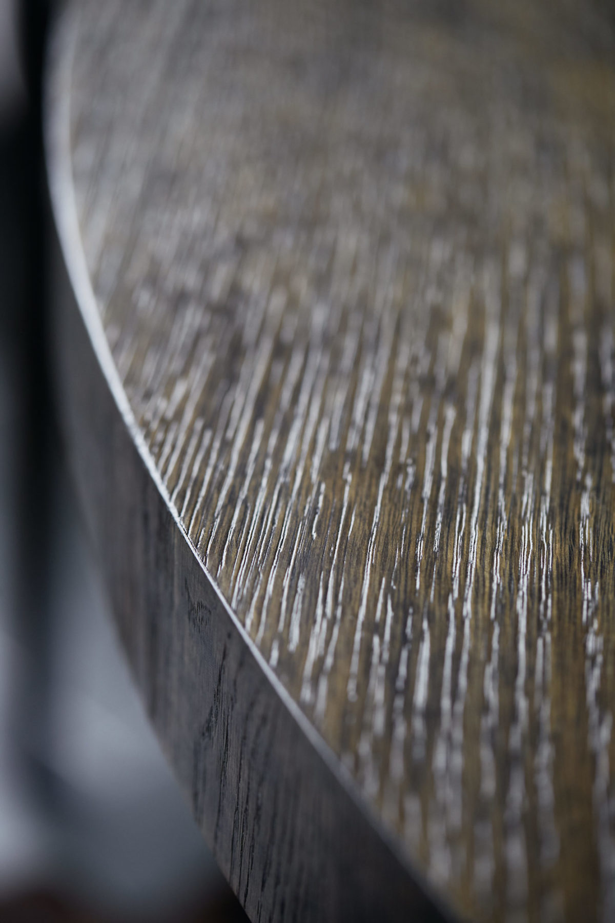 Linea Round Dining Table | SR Interiors